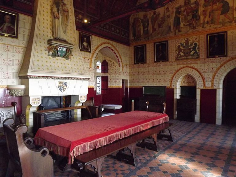 Castell Coch | Castellogy